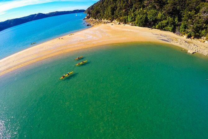 Lock, Stock & 2 Smoking Paddles - A Deep Dive into the Experience