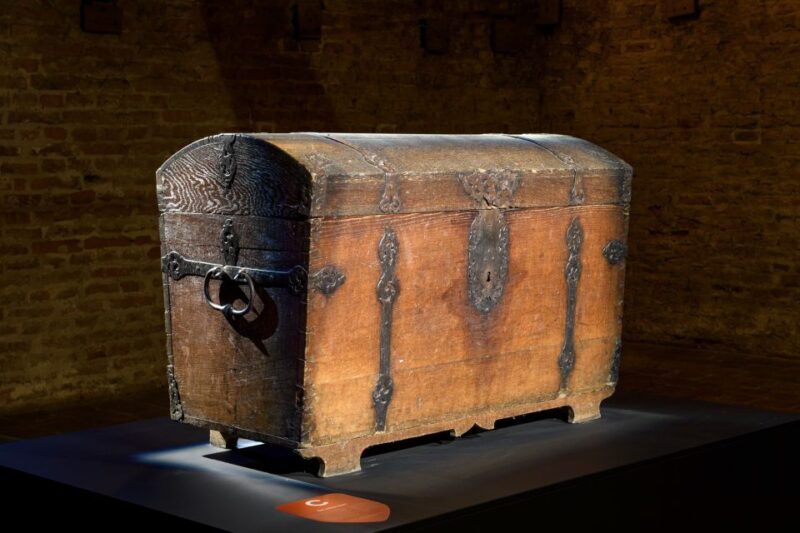 Loevestein Castle Entry Ticket - FAQ