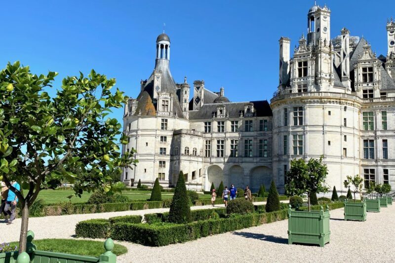 Loire Valley Castles: Chenonceau, Amboise & Da Vinci Trip - FAQs