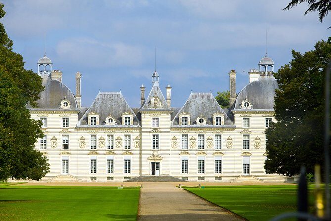 LOIRE VALLEY: Your selection of three castles to visit (Day-trip from PARIS) - Key Points