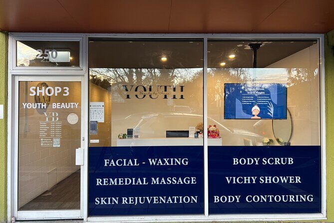 Lomi Lomi Massage & Vichy Shower in Cheltenham, Melbourne - The Experience Itself: Step-by-Step