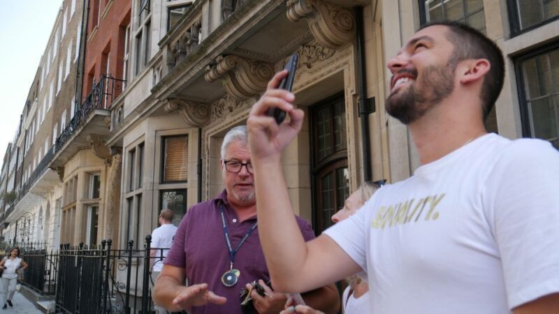 London: Beatles Tour by Black Taxi - An In-Depth Look at the Beatles Tour Experience