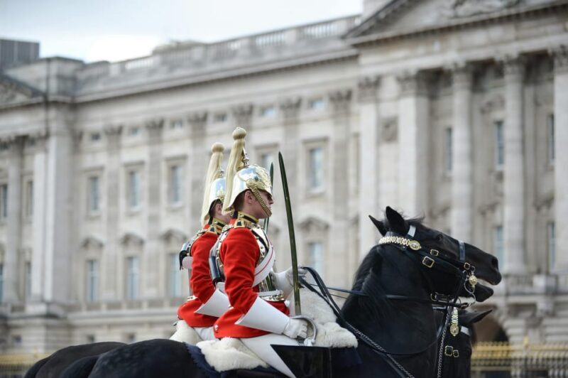 London: Buckingham Palace and Changing of the Guards Tour - FAQ