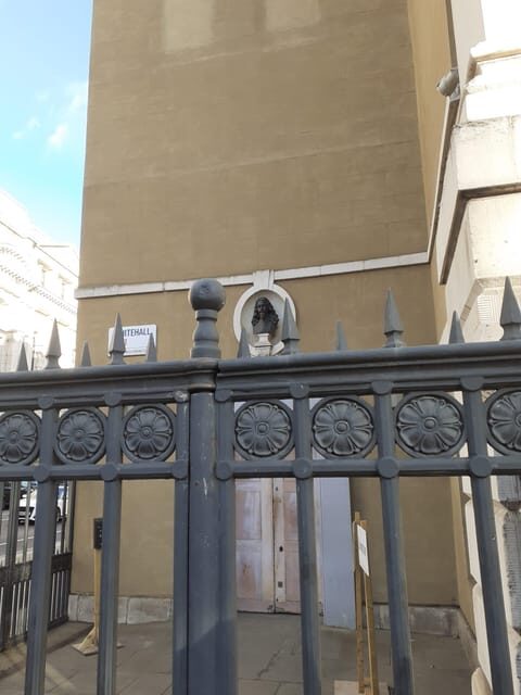 London: Central London Outdoor Tour - Practical Tips for a Great Experience