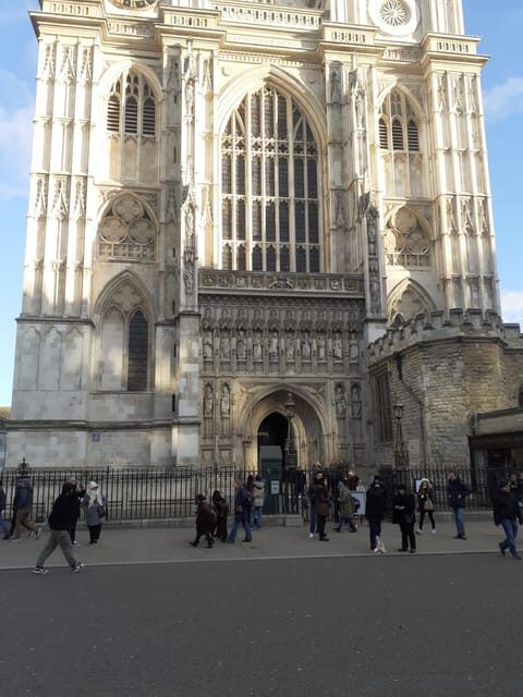 London: Central London Outdoor Tour - Who Should Book This Tour?