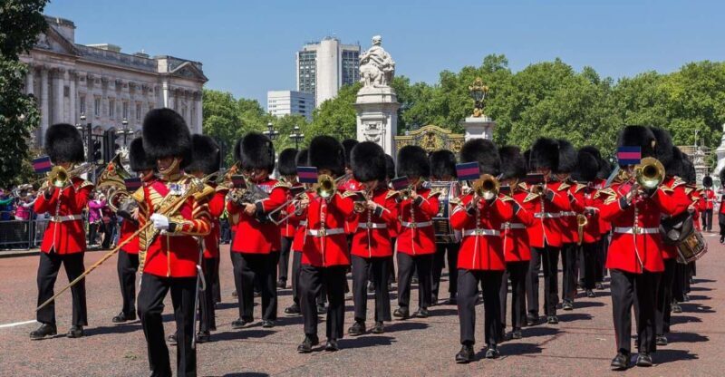 London: Changing of the Guard Tour at Buckingham Palace - Authentic Traveler Insights