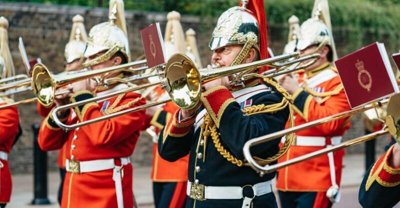 London: Changing of The Guard Tour - Practical Tips for Travelers