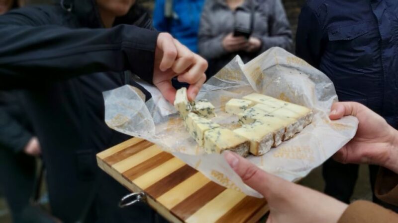 London: Cheese Walking Tour with Tastings - Key Points