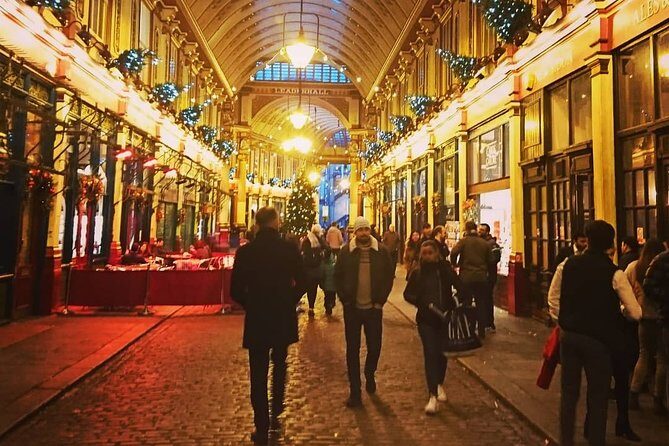 London Christmas Carol & Charles Dickens Small Group Walking Tour - The Sum Up