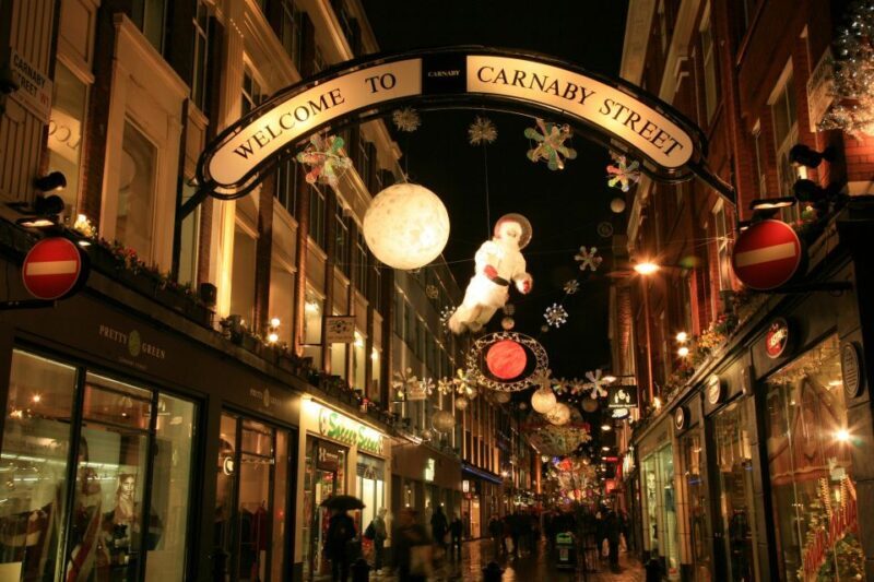 London: Christmas Eve City Tour with Dinner & Midnight Mass - An Evening in Londons Christmas Lights