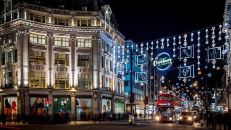 London: Christmas Lights Tour, Mince Pies, & Festive Drinks - A Closer Look at the Tour Experience