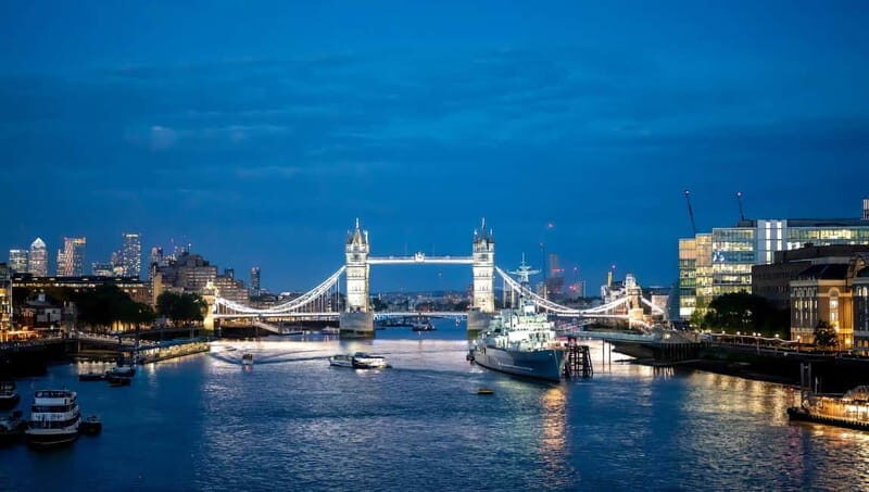 London: City Lights Bus Tour by Night - FAQs