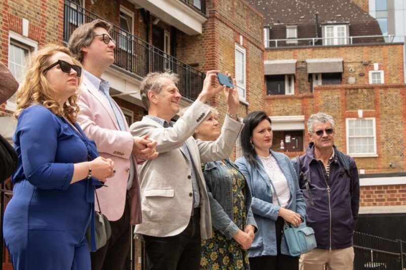 London: East End Food Tour - Key Points  