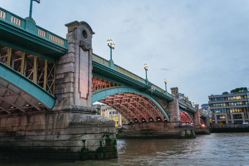 London: Ghost Walk and River Thames Boat Ride - Pricing and Value