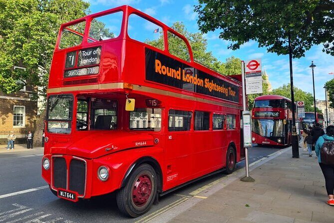 London: Guided Sightseeing Tour on a Vintage Open-Top Bus - Key Points