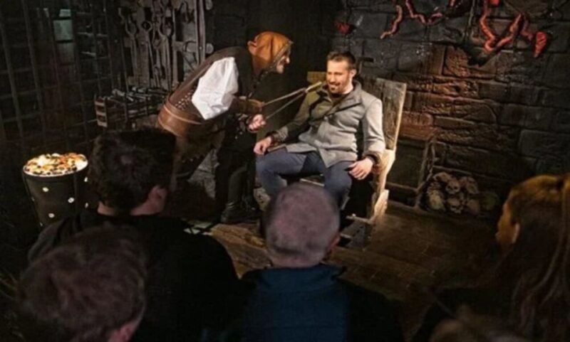 London: Harry Potter Tour, River Cruise & The London Dungeon - Frequently Asked Questions