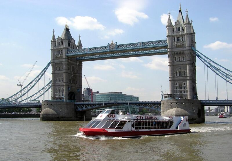 London: Harry Potter Walking Tour and River Thames Cruise - What Reviewers Say