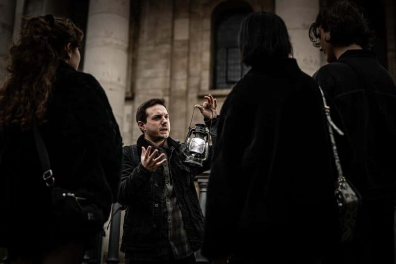 London: Interactive Jack the Ripper Night Walking Tour - Key Points