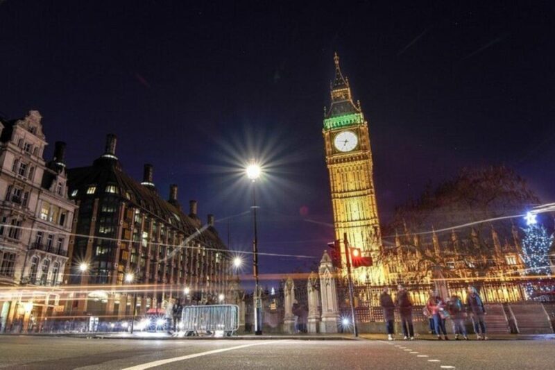 London Must-See Attractions Walking Tour with a Guide - The Value of a Guided Experience