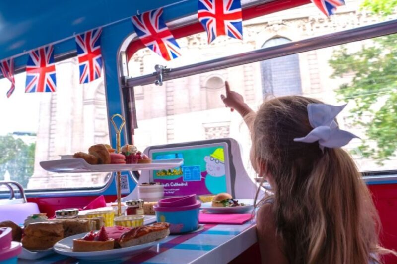 London: Peppa Pig Bus Tour with Entertainment - London: Peppa Pig Bus Tour with Entertainment — A Family-Friendly Adventure