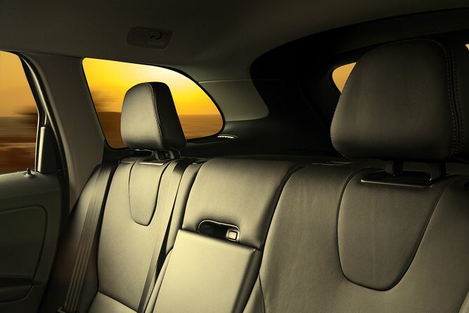 London Private Airport Transfer from LGW/LHR to Central London - An In-Depth Look at the Transfer Service  