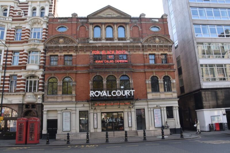 London: Private Beatles Taxi Tour - In-Depth Review of the Beatles Taxi Tour in London