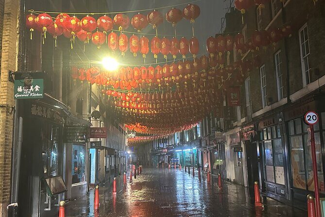 London Private Black Cab Night Tour with Hotel Pick Up - Frequently Asked Questions