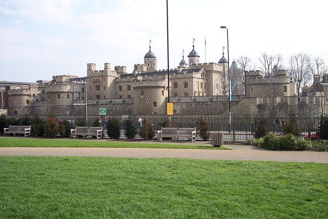 London Private History Tour with a Local Guide: Tailored to Your Interests - Who Would Love This Tour?
