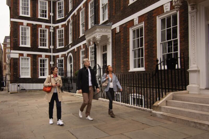 London: Private Personalized Tour with a Local Host - The Sum Up