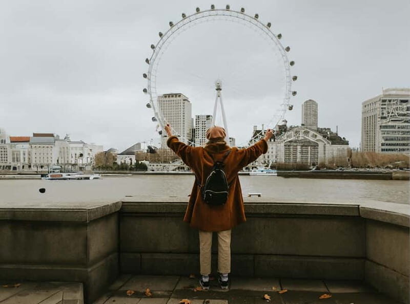 London: Private travel vacation photoshoot -Romantic Special - Location and Meeting Point: Boadicea and Her Daughters