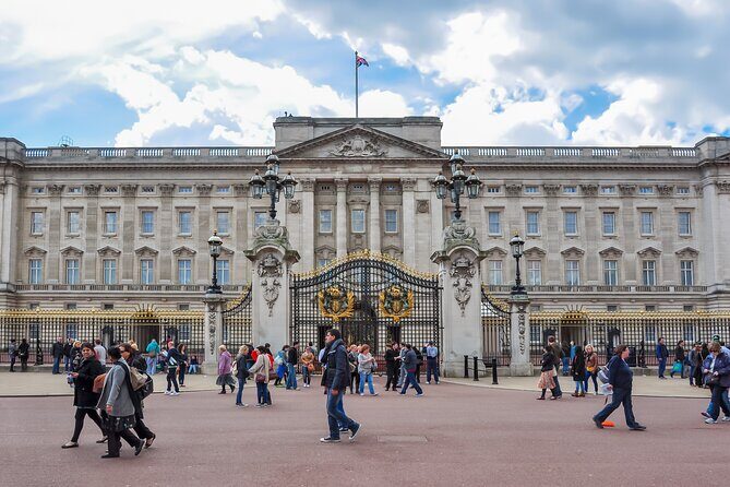 London Public Buses Audio Tour - The Drawbacks: What Could Be Improved?