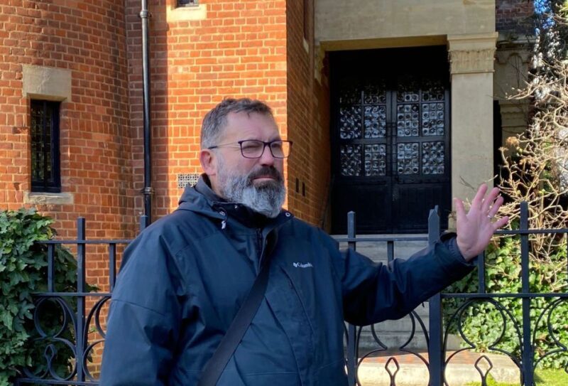 London: "Queen" Highlights Walking Tour - Key Points