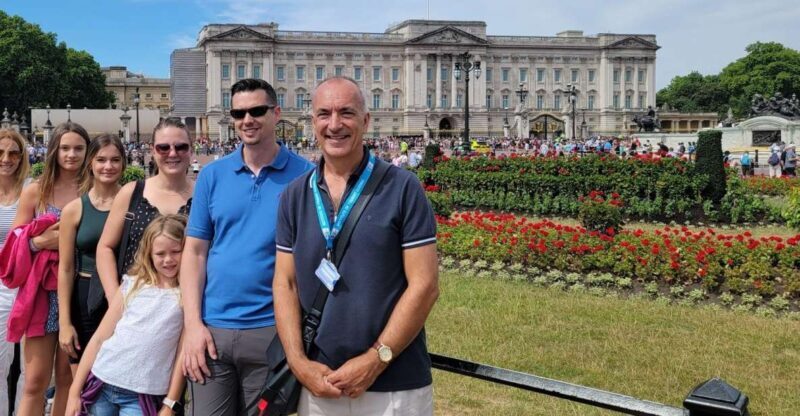 London: Royal Walking Tour and Buckingham Palace Audio Tour - Authentic Insights from Reviewers