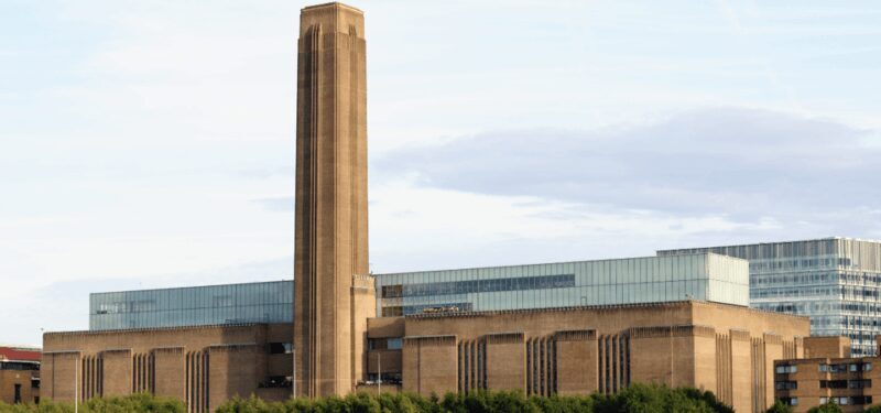 London: Self-Guided History City Tour with an App - The Sum Up