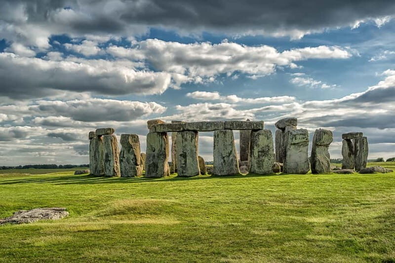 London: Small Group Stonehenge and Bath Tour & Secret Site - FAQ