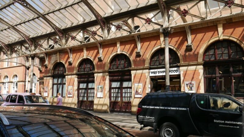 London: The Beatles Walking Tour of Marylebone and Abbey Rd - The Experience: A Closer Look at the Tour