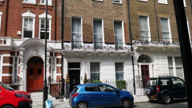 London: The Beatles Walking Tour of Marylebone and Abbey Rd - Who Should Consider This Tour?