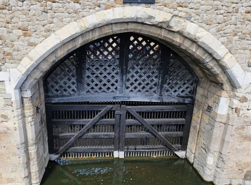 London: Tower of London Guided Tour with Boat Ride - Frequently Asked Questions