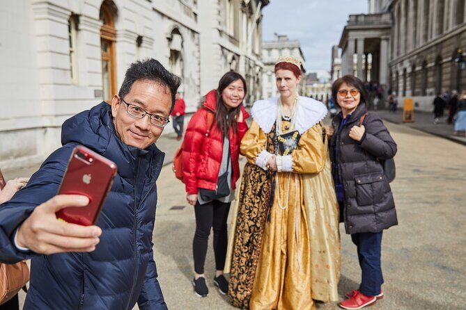 London Uber Boat Return Trip to Naval College and Painted Hall - Key Points