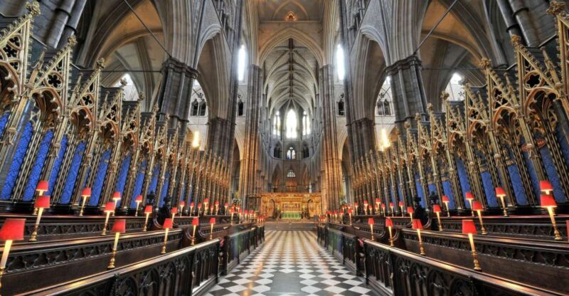 London: Westminster Abbey Tour with a Royal Heritage Guide - The Architecture and Artistic Details