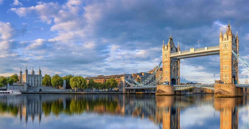 London: Westminster to Tower Bridge River Thames Cruise - Key Points