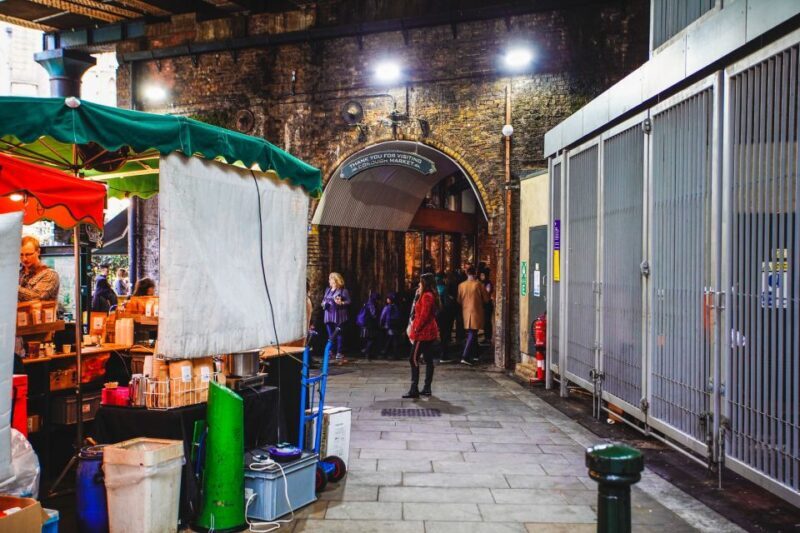 London: Westminster Walking Tour and Kensington Palace Visit - Practical Details and Considerations