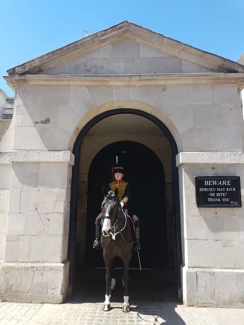 London: Westminster Walking Tour & Westminster Abbey Visit - Key Points