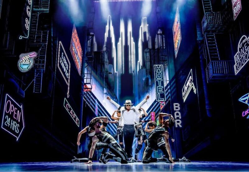 London's West End: Ticket to MJ The Musical - The Experience from a Reviewers Perspective