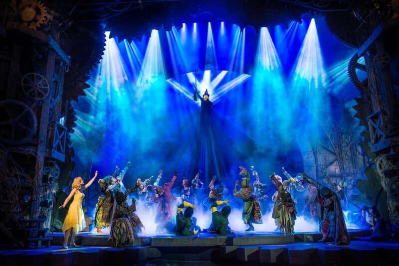 London's West End: Ticket to Wicked the Musical - An Authentic Look at the Wicked Experience