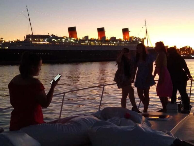 Long Beach: Private Night Yacht Cruise With City Lights - Who Will Love This Cruise?