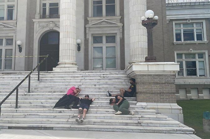 Looney Long Branch Scavenger Hunt - Who Is This Tour Best For?