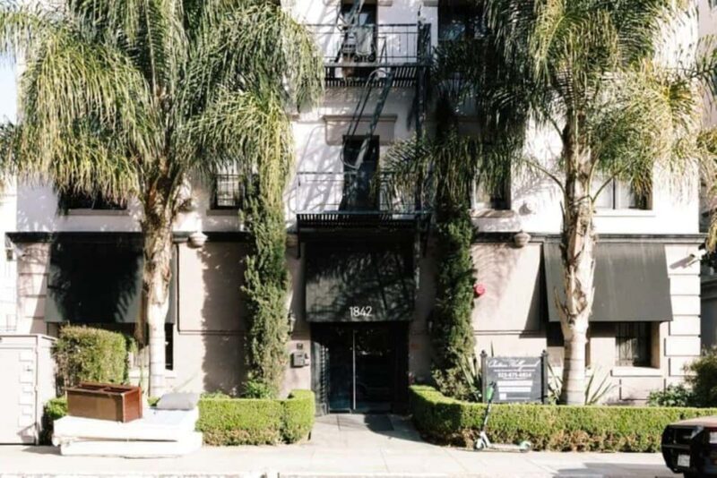 Los Angeles: Black Dahlia Hollywood Horror Limo Tour - Key Points  