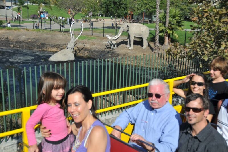 Los Angeles: Hop-On Hop-Off Bus Tour with Audio Guide - Key Points