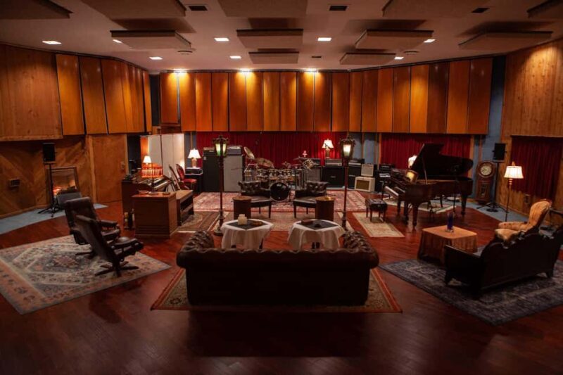 Los Angeles: One On One Recording Studios Tour - What to Expect from the Tour